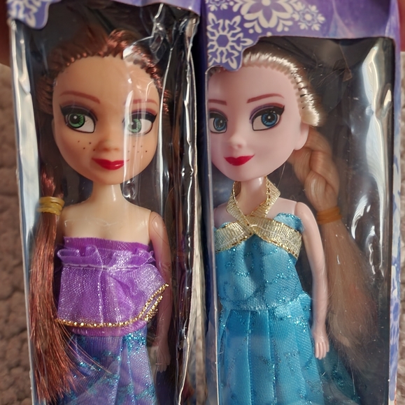 Disney | Toys | New Frozen And Elisa Dolls Cute For Any Girl In Your ...